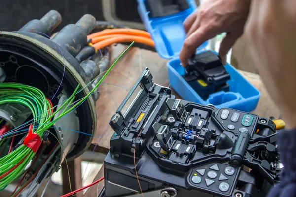 Fiber optic splicing Stock Photos, Royalty Free Fiber optic splicing ...