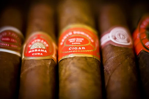 Havana cigars texture – Stock Editorial Photo © zx6r92 #37626309