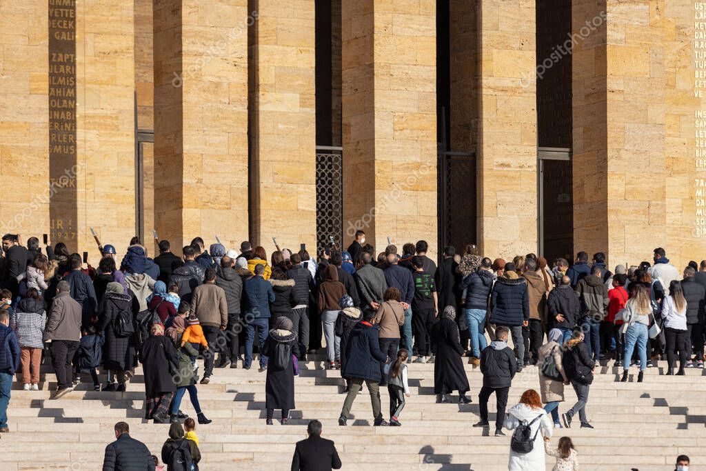 Ankara, Turquía-09 de enero de 2022: Soldados turcos marchan durante la ...