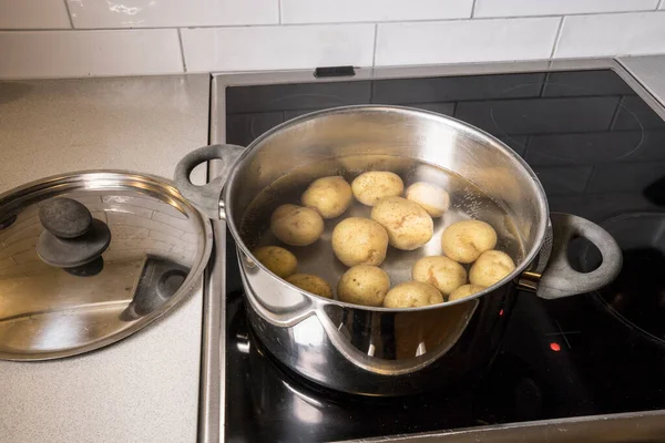 Potatoes boiling Stock Photos, Royalty Free Potatoes boiling Images ...