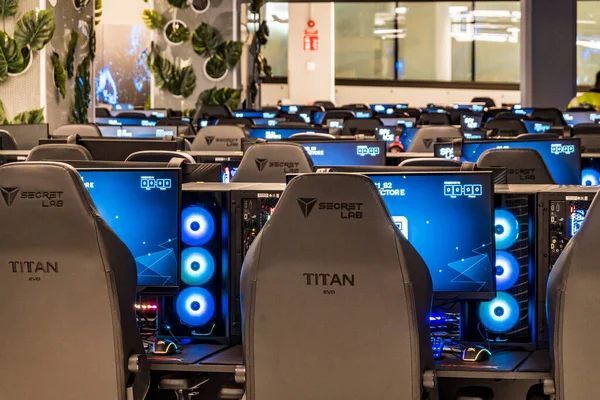 Gaming computer arena Stock Photos, Royalty Free Gaming computer arena ...