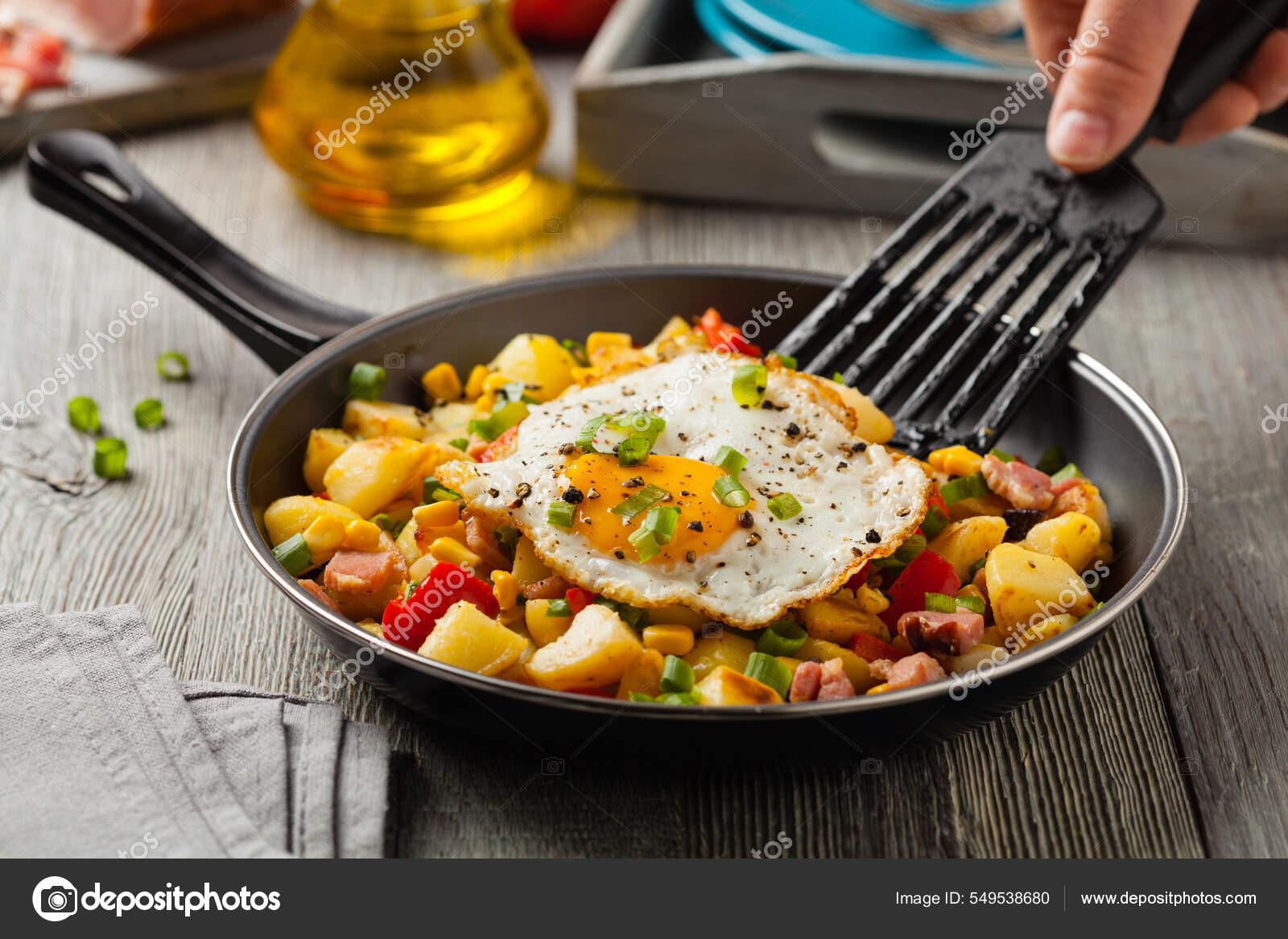 Traditional American Hash Fried Eggs Front View — Stock Photo ...