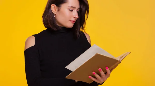 Woman hugging book Stock Photos, Royalty Free Woman hugging book Images ...