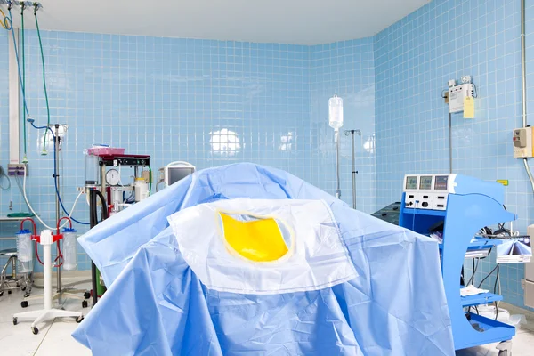 Operating room ready for operation Stock Photo by ©AppleEyesStudio 28351235