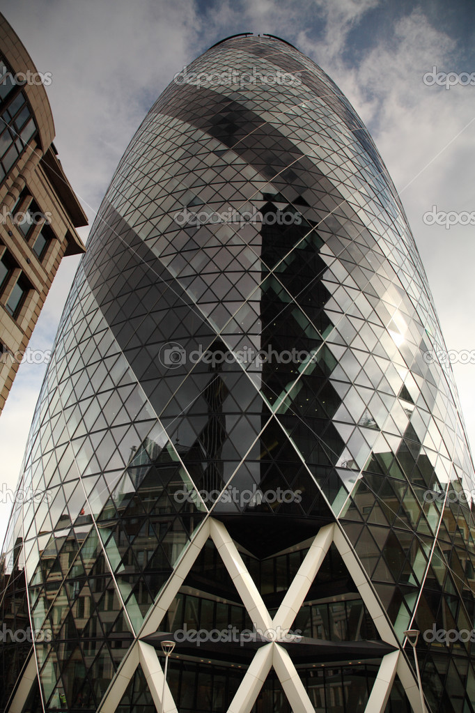 Looking up at the Gherkin London – Stock Editorial Photo © debstheleo ...