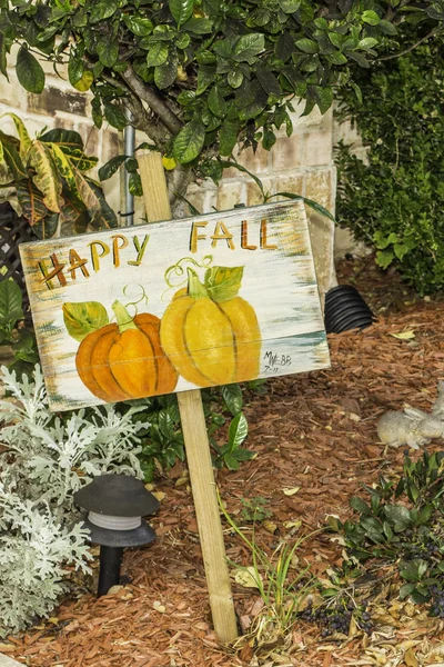 Fall garden Stock Photos, Royalty Free Fall garden Images | Depositphotos