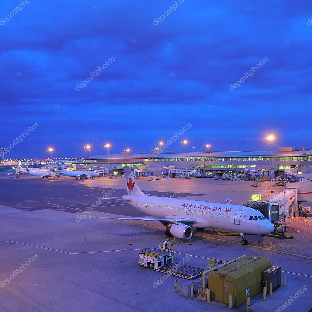 Pearson Airport. – Stock Editorial Photo © Serjio74b #36684811