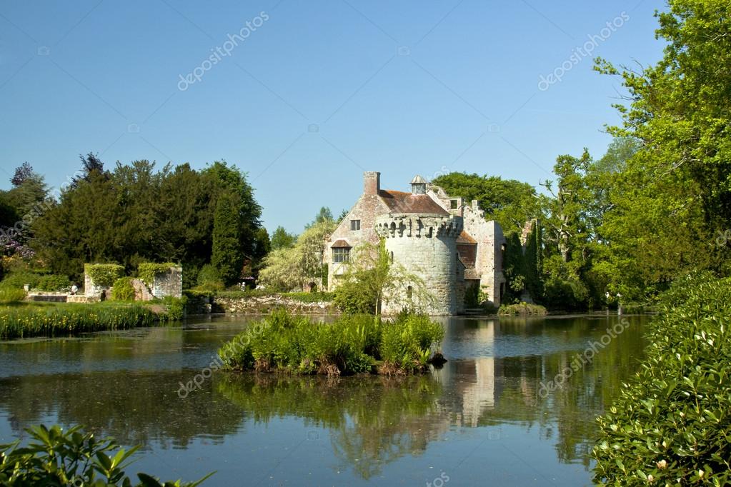 Scotney Castle Stock Photo by ©siavramova 28589423