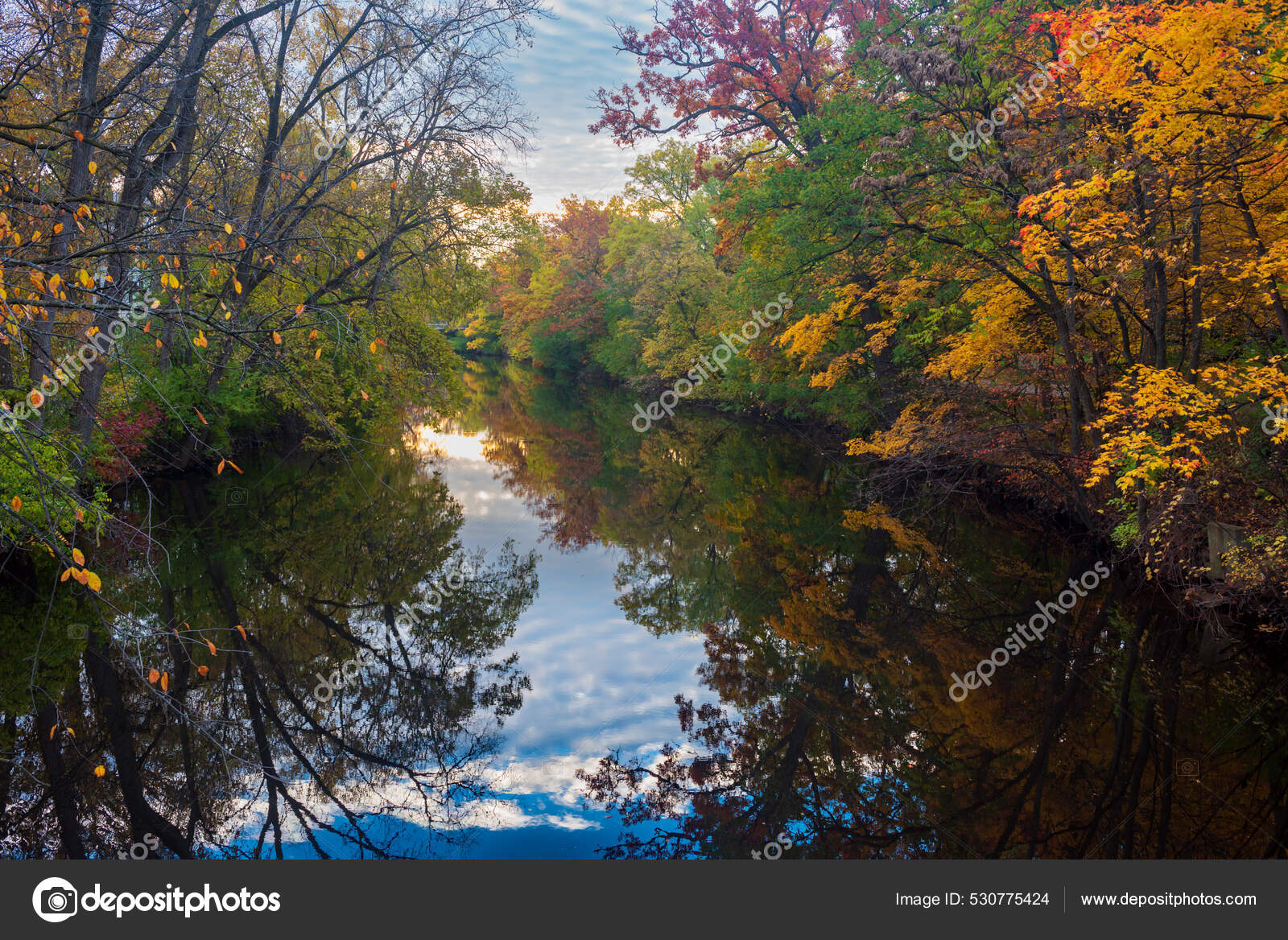 Red Cedar river winding through Michigan State University campus during ...