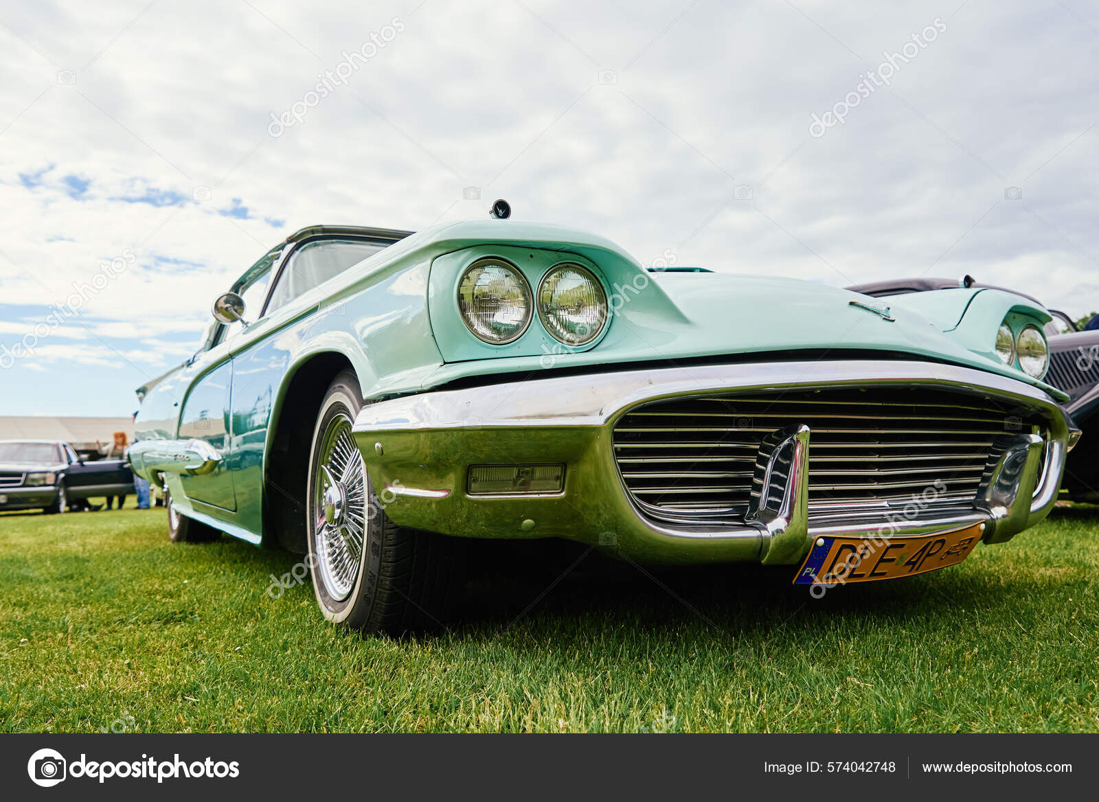 Turquoise Ford Thunderbird Vintage Car Show American Classic Retro Car ...