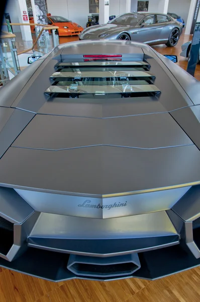 Lamborghini garage Stock Photos, Royalty Free Lamborghini garage Images ...