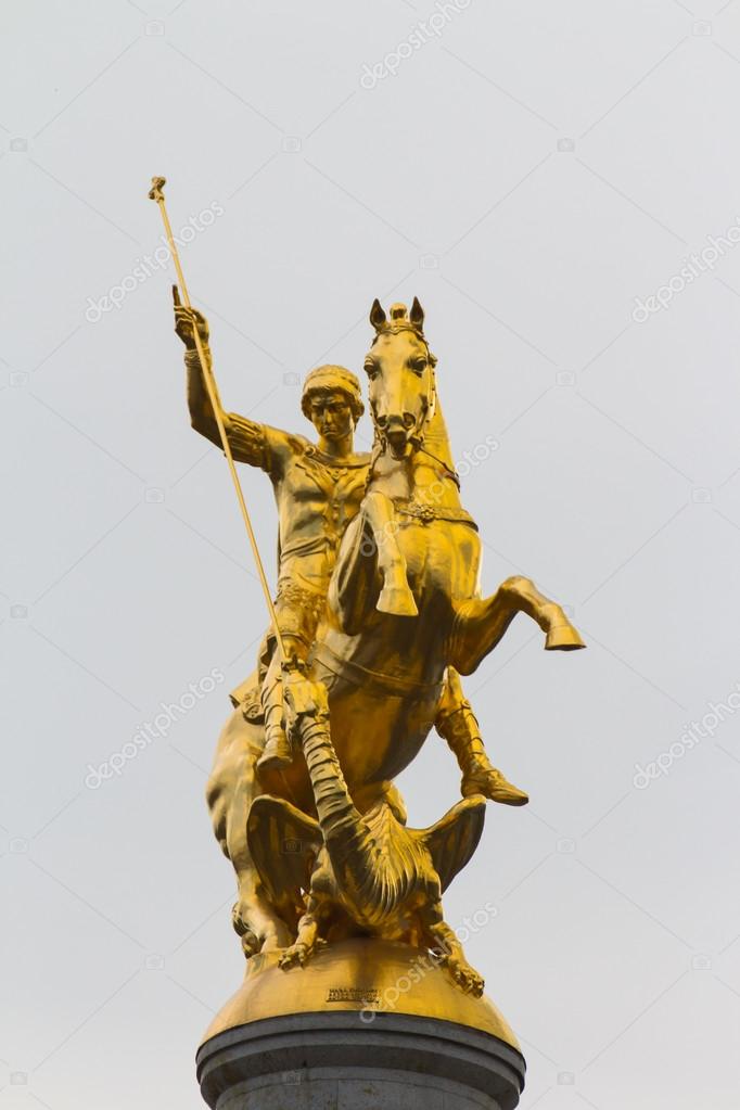 Statue of St. George — Stock Photo © para1959 #32201117