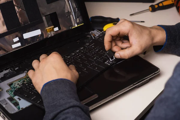 Laptop construction Stock Photos, Royalty Free Laptop construction ...