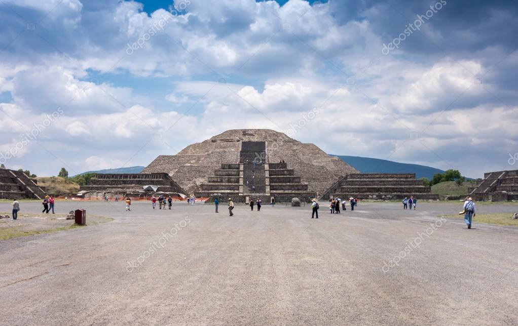 Pyramid in Peru Stock Photo by ©Bruno135 40900823