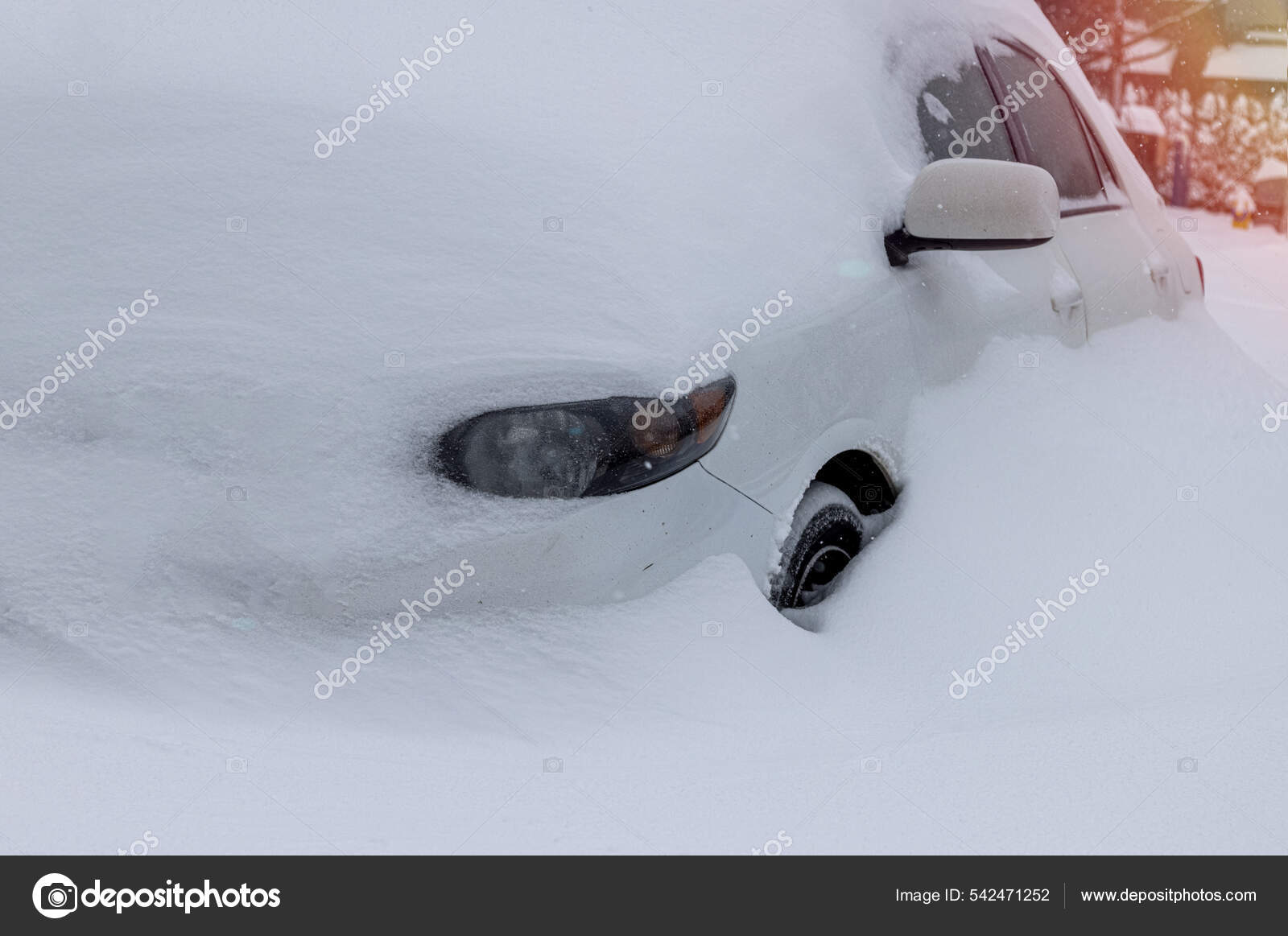 Snowstorm blizzard in Toronto, North America, that causes public ...