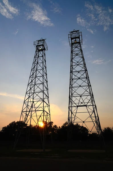 Derricks Stock Photos, Royalty Free Derricks Images | Depositphotos