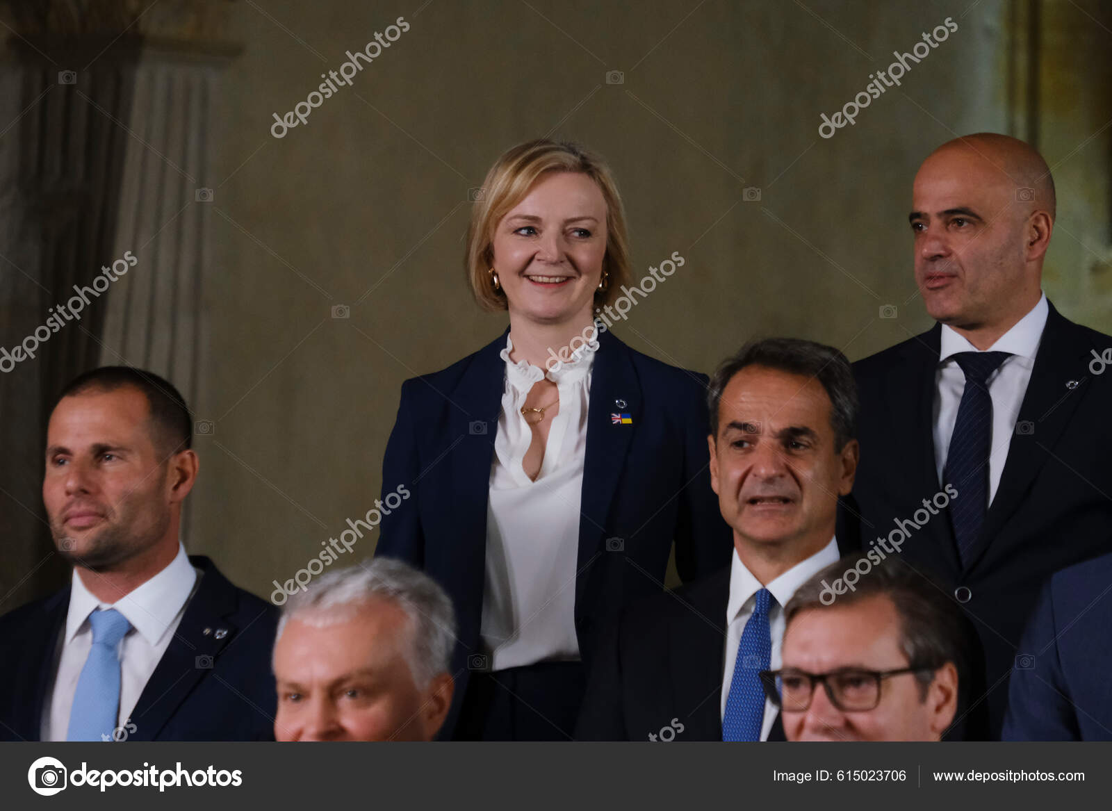 Leaders Arrive Pose Family Photo Prime Ministers Presidents Members ...