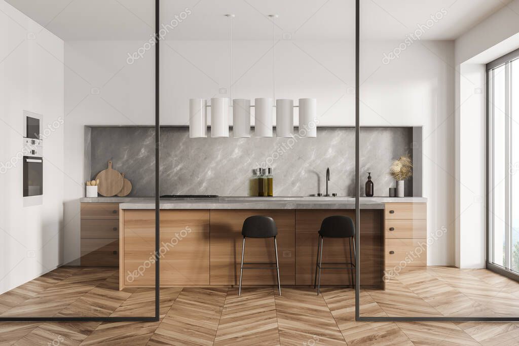 Interior de cocina de madera con dos sillas de bar y mesa, lavabo y utensilios de cocina, vista ...