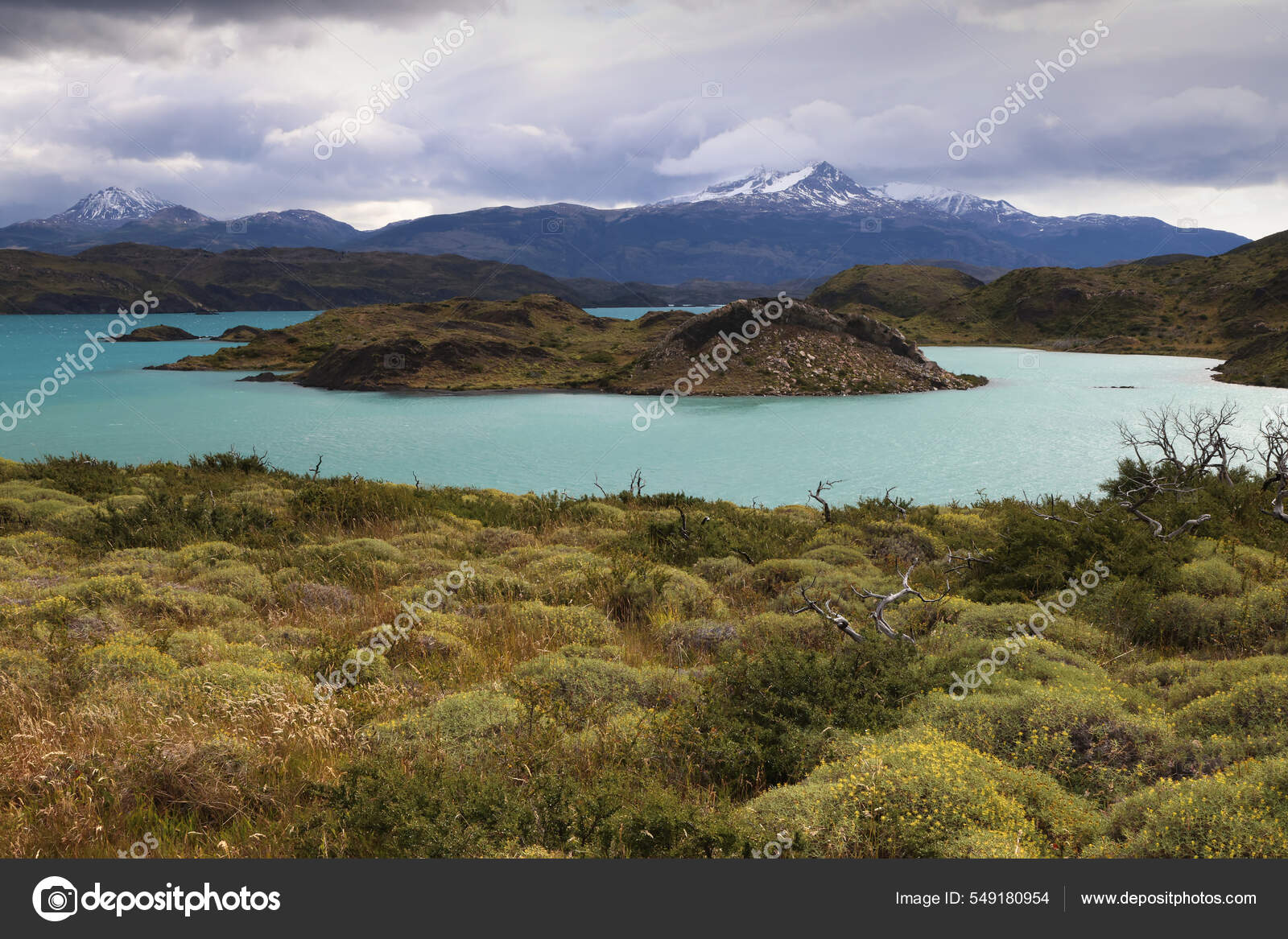 View over the lake Sarmiento de Gamboa, Chile — Stock Photo ...