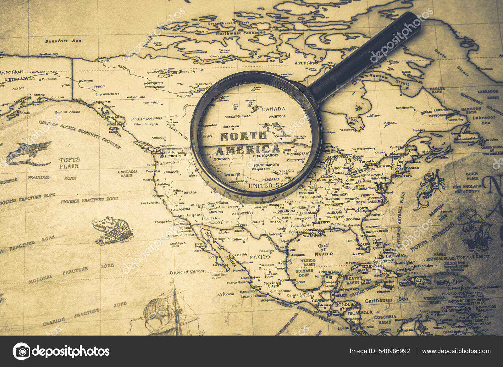 North America Map Background Stock Photo by ©aallm 540986992