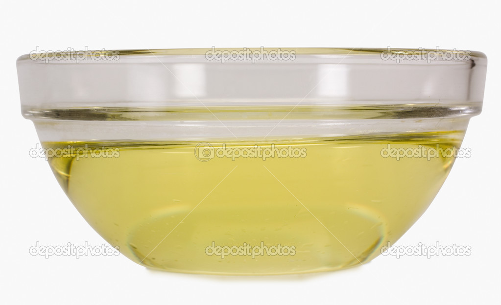 Cooking oil in a bowl Stock Photo by ©imagedb_seller 33031323