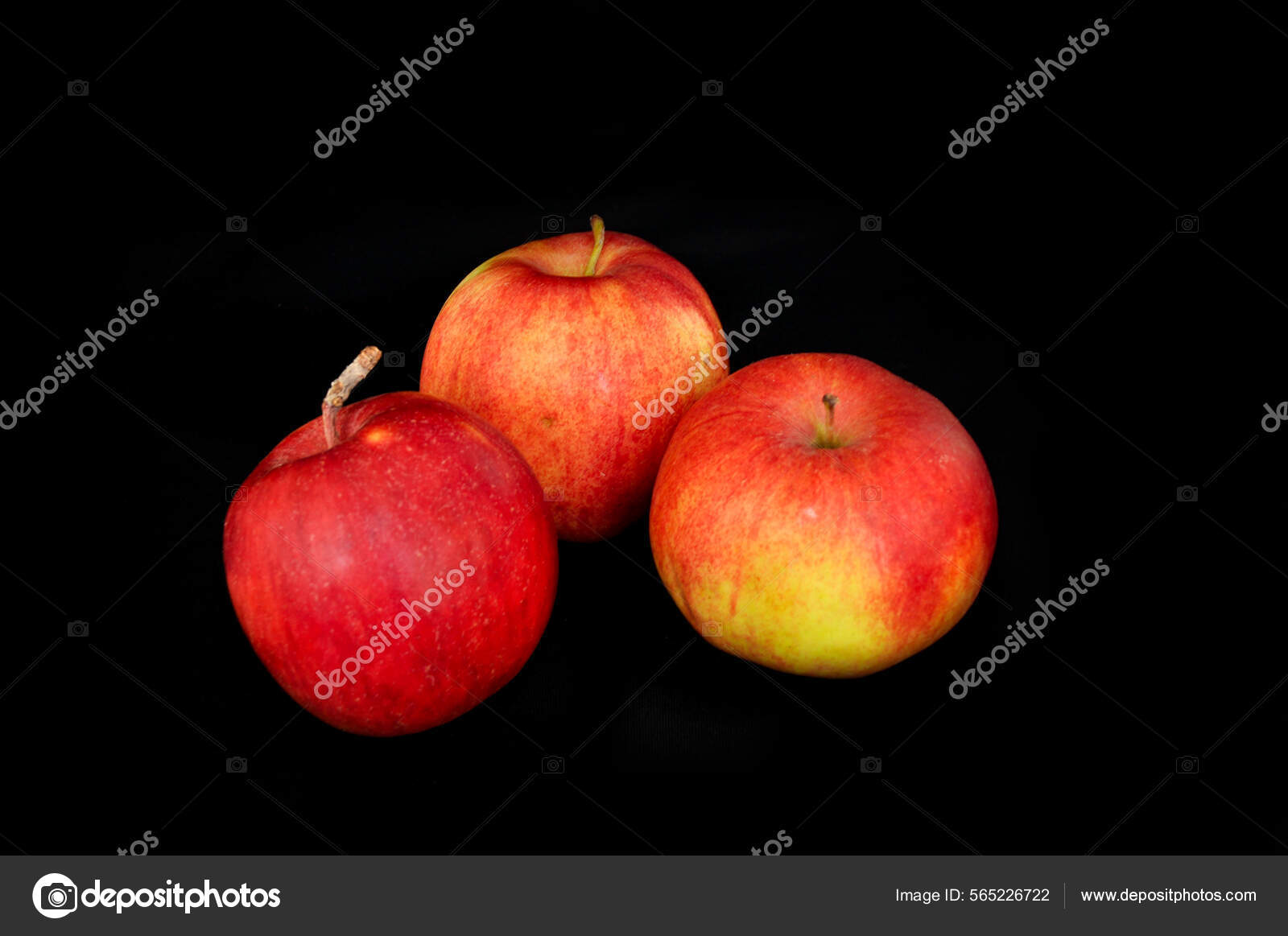 Red Apple Black Background — Stock Photo © jeka111087 #565226722