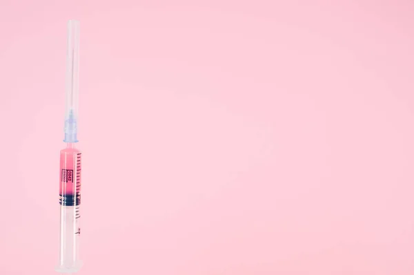 Medicamentos inyectables fotos de stock, imágenes de Medicamentos ...