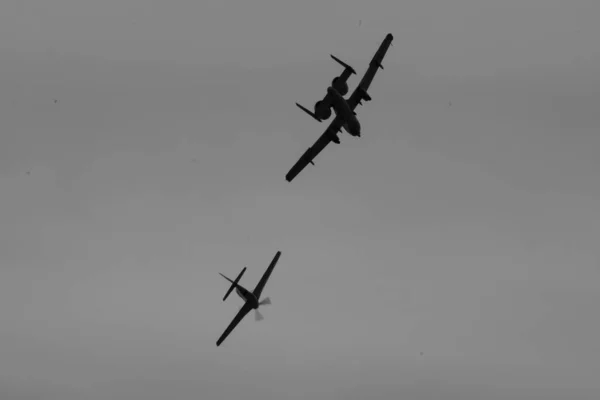 An 2 aircraft Stock fotók, An 2 aircraft Jogdíjmentes képek | Depositphotos