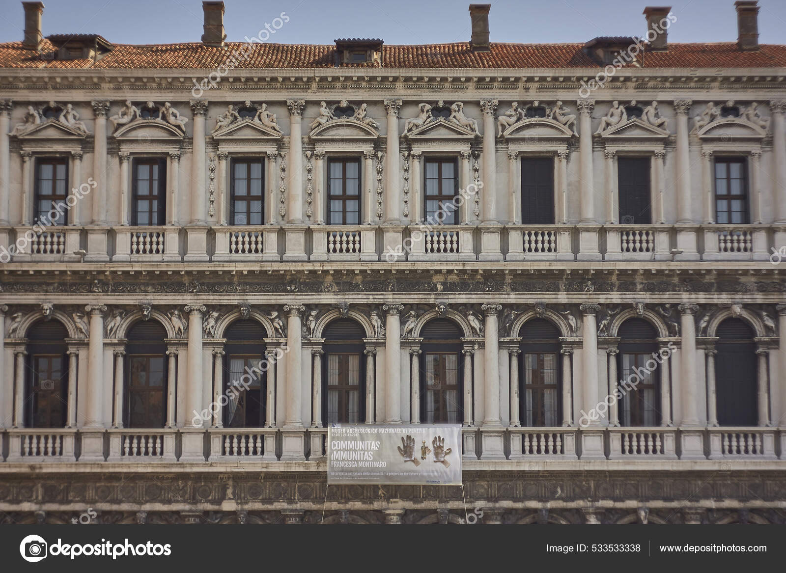 Venetian Windows Architectural Elements Facade Characteristic Palace ...