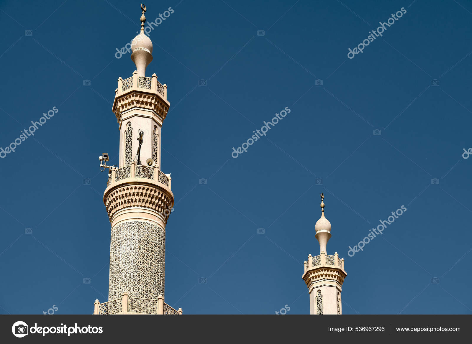 Beautiful Shot Tower Masjid Nabawi Sharjah — Stock Editorial Photo ...