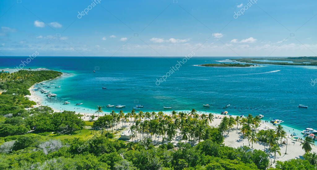 Isla caribeña paradisíaca en el Parque Nacional Morrocoy - Falcon ...