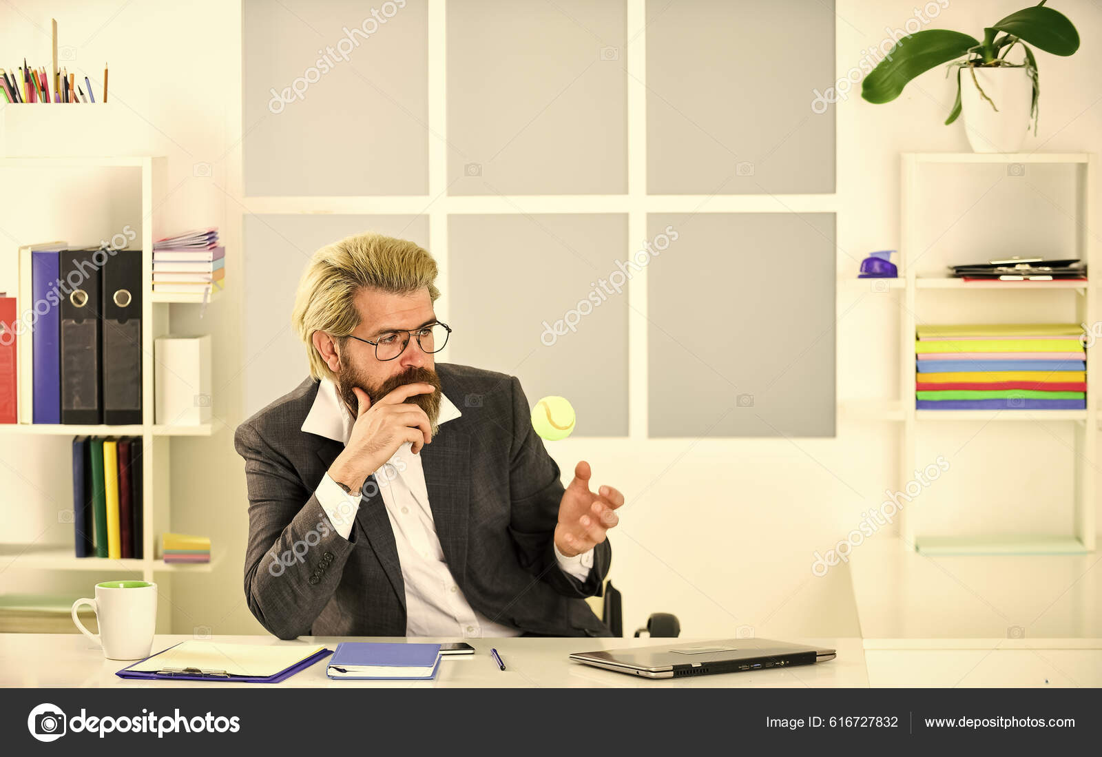 Strategy Thoughtful Manager Successful Man Entrepreneur Formal Business ...