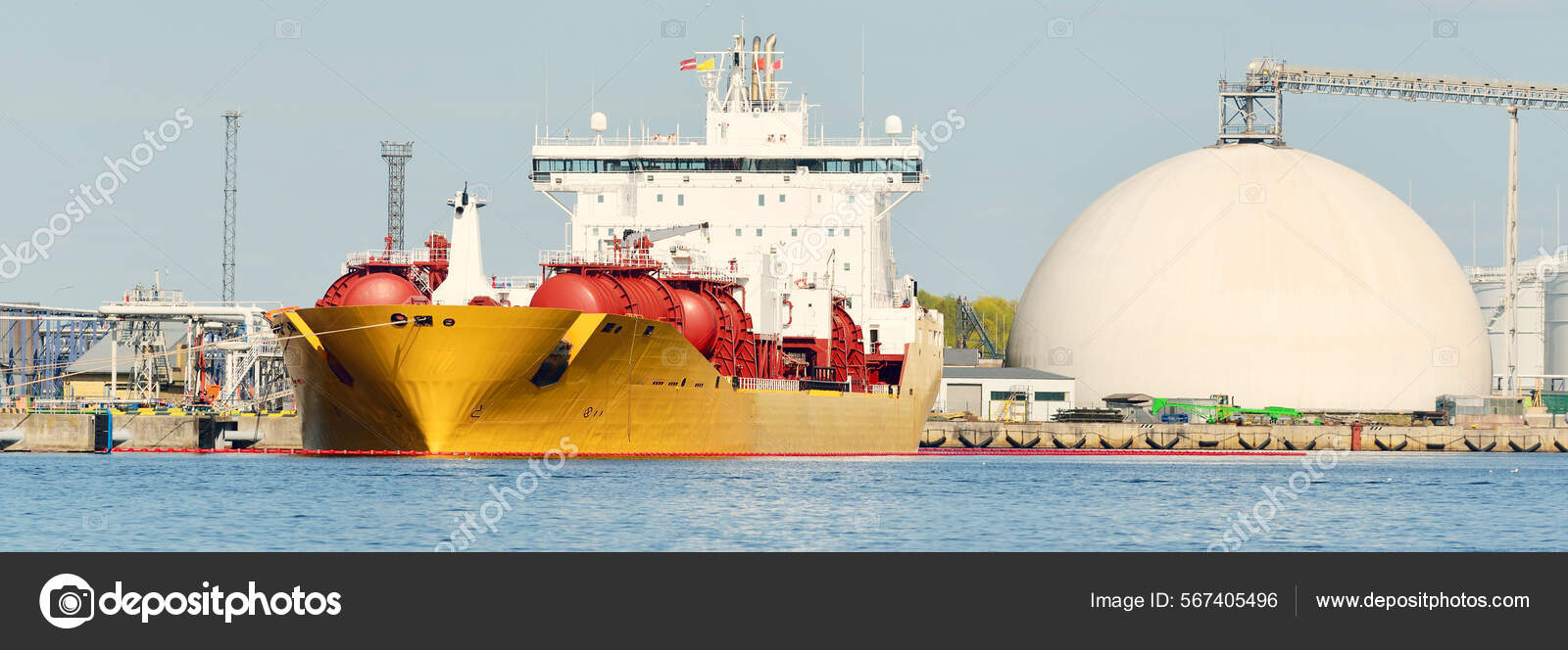 Tanker Ship Loading Port Terminal Baltic Sea Freight Transportation ...