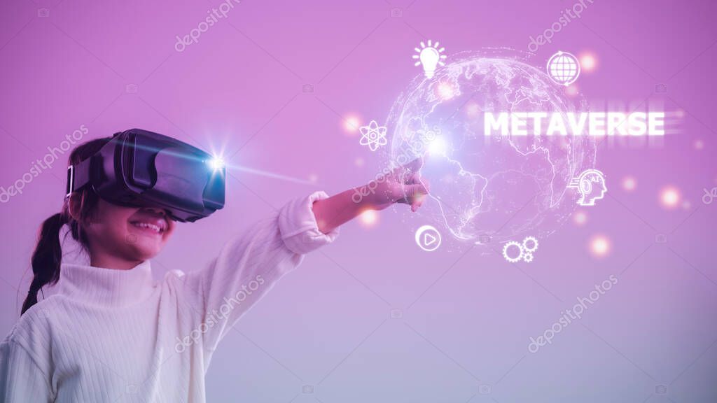 Conceptos de Tecnología Metaversa. Niña y experiencias de mundo virtual metaverso sobre fondo ...