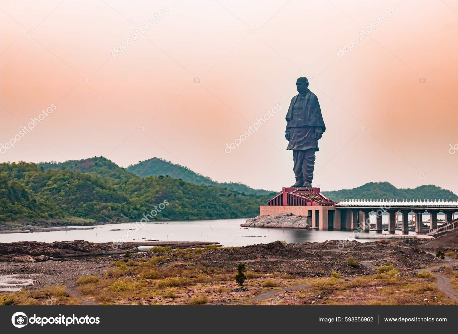 Statue Unity World Tallest Statue Bright Dramatic Sky Day Different ...