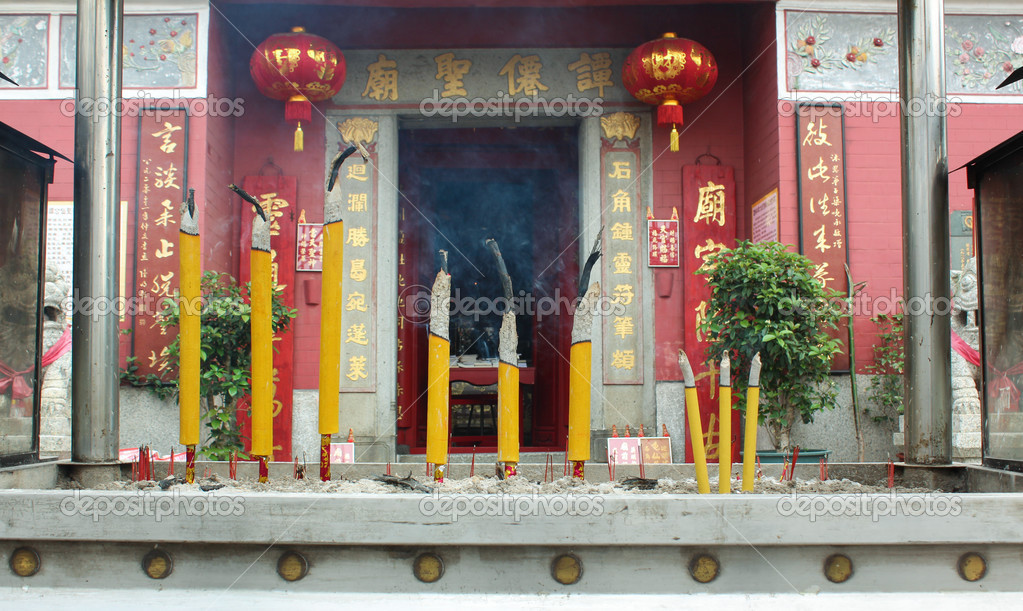 Smoldering Chinese candles at Tam Kung Temple — Stock Photo © JohnBeatl ...