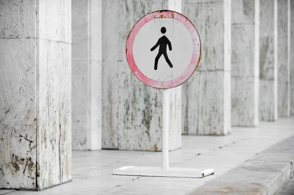 Model behind sign Stock Photos, Royalty Free Model behind sign Images ...