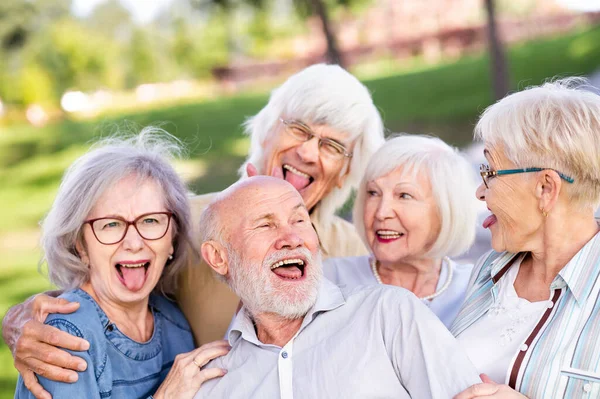 Diverse group of older people Stock Photos, Royalty Free Diverse group ...