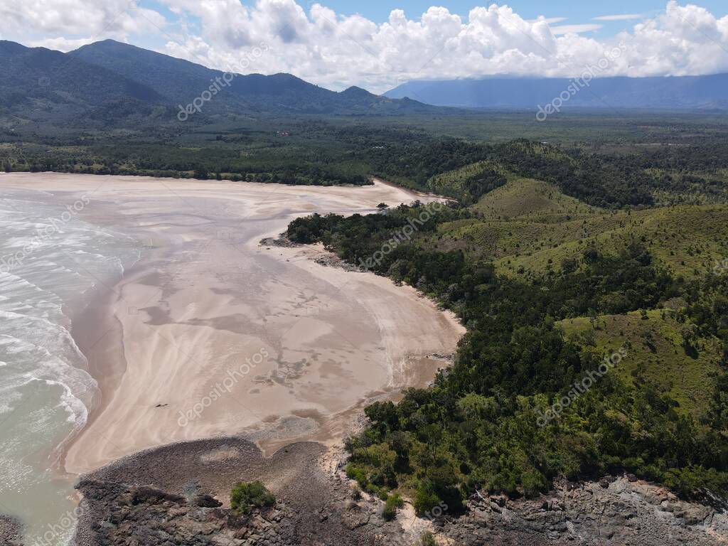 Las playas de Pugu, Gondol, Siar y Pandan de Lundu, en la parte más ...