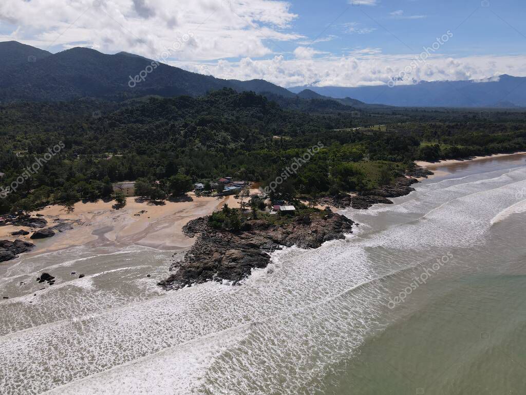 Las playas de Pugu, Gondol, Siar y Pandan de Lundu, en la parte más ...