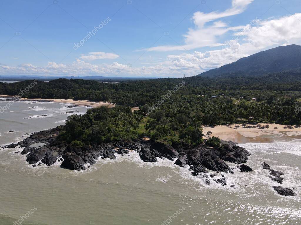 Las playas de Pugu, Gondol, Siar y Pandan de Lundu, en la parte más ...