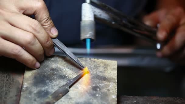 Goldsmith at work. Thailand — Stock Video © vzverev #45054785