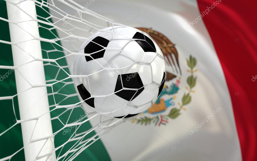 Bandera mexicana ondeando y pelota de f tbol en la red de goles 2024