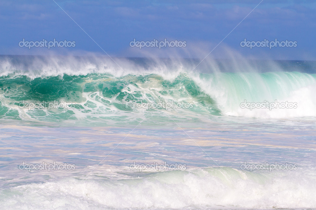 Big Wave Breaking in Hawaii Stock Photo by ©joshuarainey 37099817
