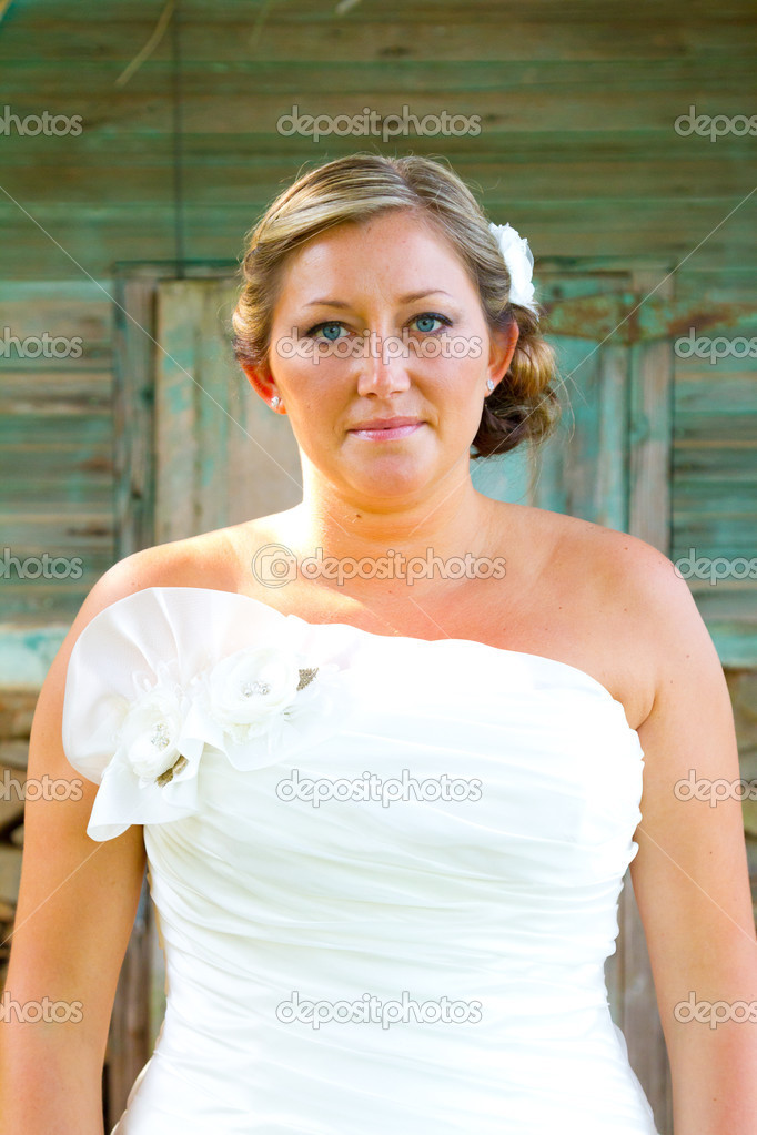 Beautiful Bride Wedding Day — Stock Photo © joshuarainey #37403887