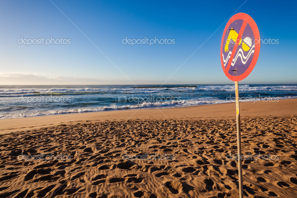 Beach Lifeguard Warning Signs Waves — Stock Photo © ChrisVanLennepPhoto ...