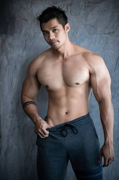 Muscle asian guy Stock Photos, Royalty Free Muscle asian guy Images ...