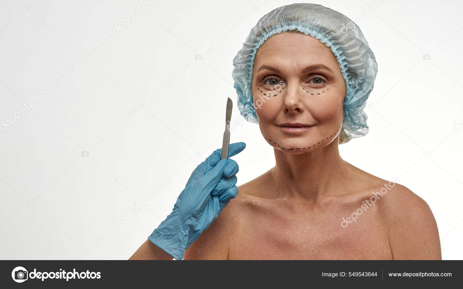 Plastic surgeon hand with scalpel near woman face — Stock Photo ...
