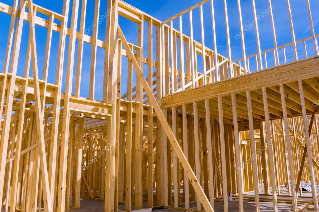 Marco de la viga de nueva casa en construcción casa viga de ...