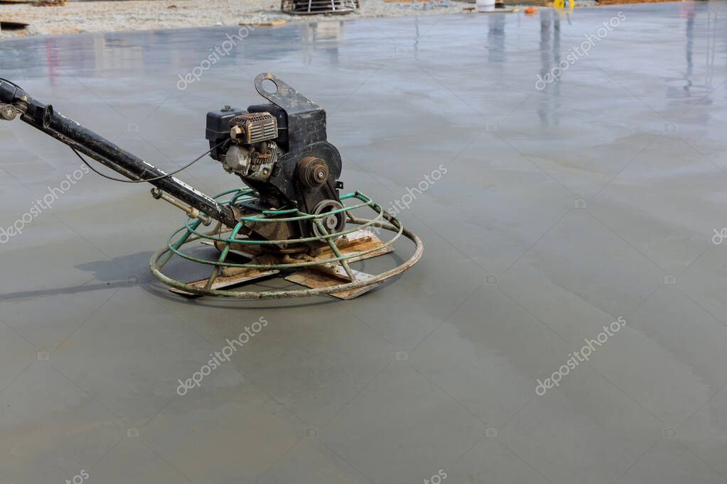 Las máquinas de pulido de concreto están siendo utilizadas por los ...